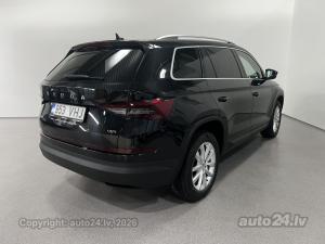 Черный Шкода Kodiaq 2021 в Таллин, объемом двигателя 2.00 л и пробегом 68 тыс. км за 26900 €, фото 4 на AUTOMOTO.COM.LV