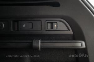 Melns Skoda Kodiaq 2022 Tartu, ar dzinēja tilpumu 2.00 L un nobraukumu 62 tūkst. km par 37900 €, foto 18 vietnē AUTOMOTO.COM.LV