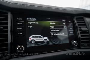 Melns Skoda Kodiaq 2022 Tartu, ar dzinēja tilpumu 2.00 L un nobraukumu 62 tūkst. km par 37900 €, foto 30 vietnē AUTOMOTO.COM.LV