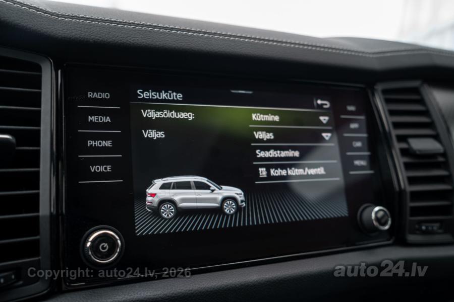 Melns Skoda Kodiaq 2022 Tartu, ar dzinēja tilpumu 2.00 L un nobraukumu 62 tūkst. km par 37900 €, foto 30 vietnē AUTOMOTO.COM.LV