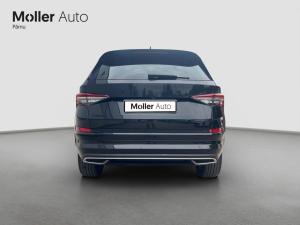 Melns Skoda Kodiaq 2022 Pērnava, ar dzinēja tilpumu 2.00 L un nobraukumu 162 tūkst. km par 29850 €, foto 5 vietnē AUTOMOTO.COM.LV