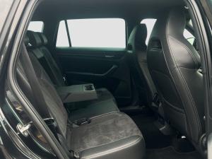 Melns Skoda Kodiaq 2022 Pērnava, ar dzinēja tilpumu 2.00 L un nobraukumu 162 tūkst. km par 29850 €, foto 7 vietnē AUTOMOTO.COM.LV