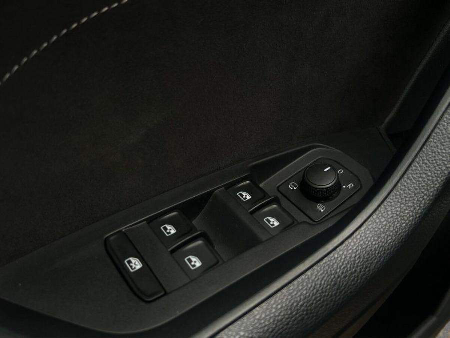 Melns Skoda Kodiaq 2022 Pērnava, ar dzinēja tilpumu 2.00 L un nobraukumu 162 tūkst. km par 29850 €, foto 13 vietnē AUTOMOTO.COM.LV