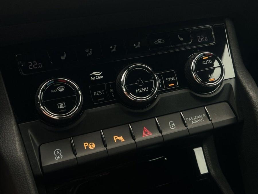 Melns Skoda Kodiaq 2022 Pērnava, ar dzinēja tilpumu 2.00 L un nobraukumu 162 tūkst. km par 29850 €, foto 15 vietnē AUTOMOTO.COM.LV