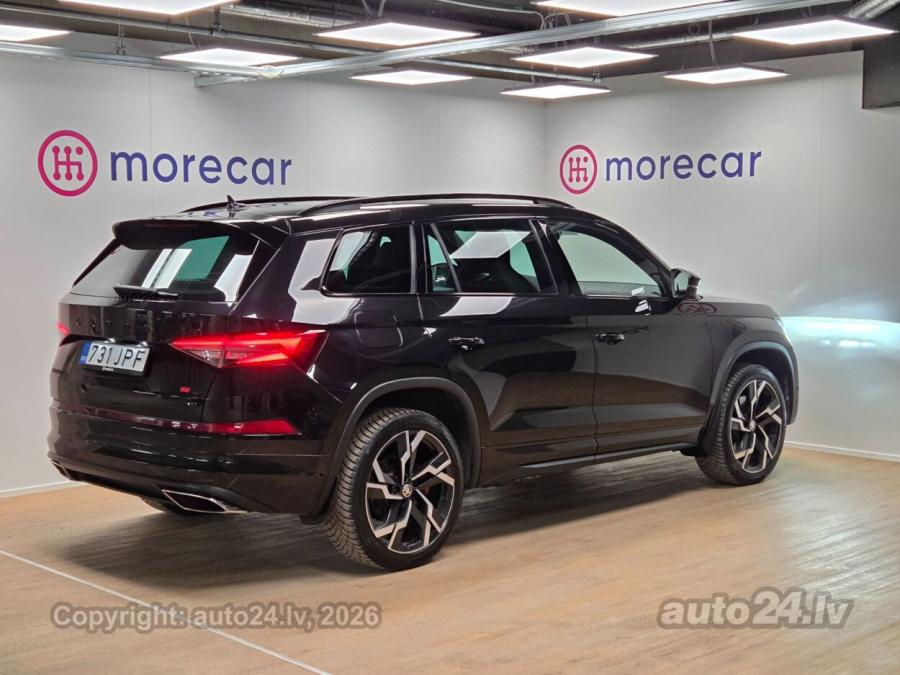 Черный Шкода Kodiaq 2023 в Таллин, объемом двигателя 2.00 л и пробегом 134 тыс. км за 31900 €, фото 4 на AUTOMOTO.COM.LV