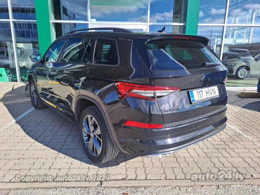 Black Skoda Kodiaq 2023 in Tartu, with an engine capacity of 2.00 L and mileage of 46 thousand km for 38900 €, photo 3 on AUTOMOTO.COM.LV