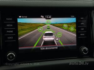 Черный Шкода Kodiaq 2023 в Пярну, объемом двигателя 2.00 л и пробегом 22 тыс. км за 37900 €, фото 12 на AUTOMOTO.COM.LV