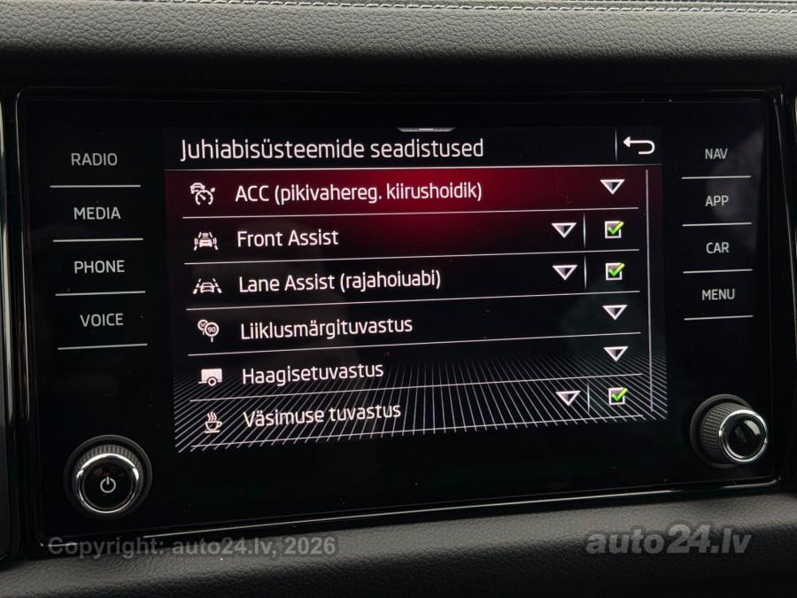 Черный Шкода Kodiaq 2023 в Пярну, объемом двигателя 2.00 л и пробегом 22 тыс. км за 37900 €, фото 16 на AUTOMOTO.COM.LV