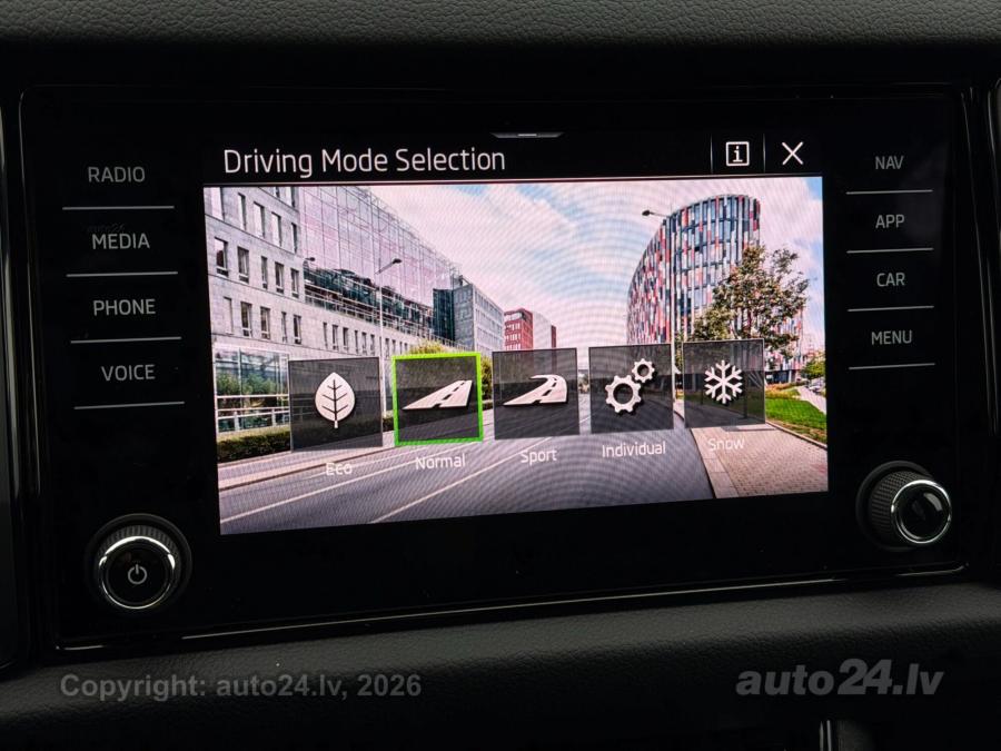 Черный Шкода Kodiaq 2023 в Пярну, объемом двигателя 2.00 л и пробегом 22 тыс. км за 37900 €, фото 18 на AUTOMOTO.COM.LV