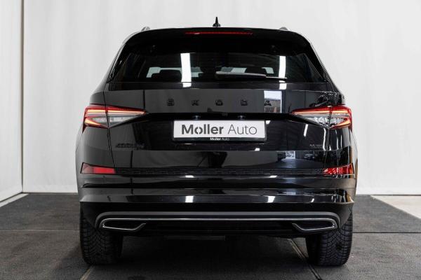 Черный Шкода Kodiaq 2023 в Таллин, объемом двигателя 2.00 л и пробегом 156 тыс. км за 33300 €, фото 5 на AUTOMOTO.COM.LV
