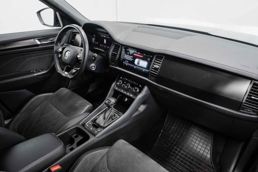 Черный Шкода Kodiaq 2023 в Таллин, объемом двигателя 2.00 л и пробегом 156 тыс. км за 33300 €, фото 8 на AUTOMOTO.COM.LV