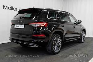 Black Skoda Kodiaq 2023 in Tallinn, with an engine capacity of 2.00 L and mileage of 102 thousand km for 33900 €, photo 6 on AUTOMOTO.COM.LV