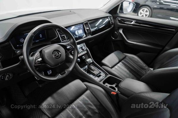 Black Skoda Kodiaq 2023 in Tallinn, with an engine capacity of 2.00 L and mileage of 102 thousand km for 33900 €, photo 8 on AUTOMOTO.COM.LV