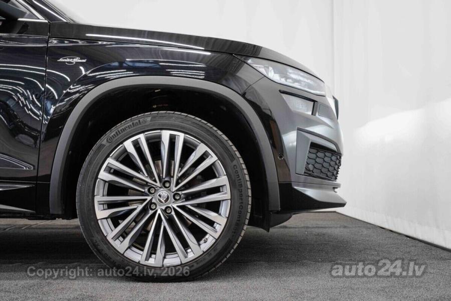 Black Skoda Kodiaq 2023 in Tallinn, with an engine capacity of 2.00 L and mileage of 102 thousand km for 33900 €, photo 18 on AUTOMOTO.COM.LV