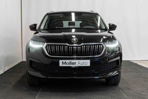 Melns Skoda Kodiaq 2023 Tallina, ar dzinēja tilpumu 2.00 L un nobraukumu 102 tūkst. km par 33900 €, foto 3 vietnē AUTOMOTO.COM.LV