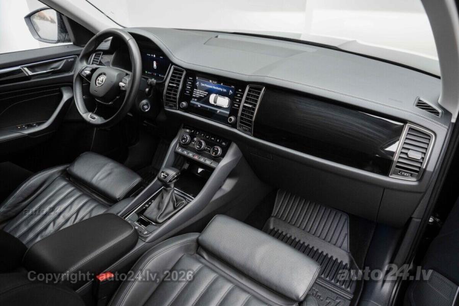 Melns Skoda Kodiaq 2023 Tallina, ar dzinēja tilpumu 2.00 L un nobraukumu 129 tūkst. km par 35750 €, foto 12 vietnē AUTOMOTO.COM.LV