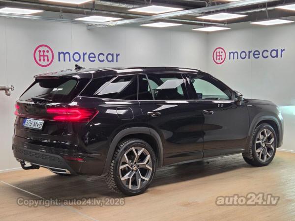 Melns Skoda Kodiaq 2024 Tallina, ar dzinēja tilpumu 2.00 L un nobraukumu 38 tūkst. km par 45900 €, foto 4 vietnē AUTOMOTO.COM.LV