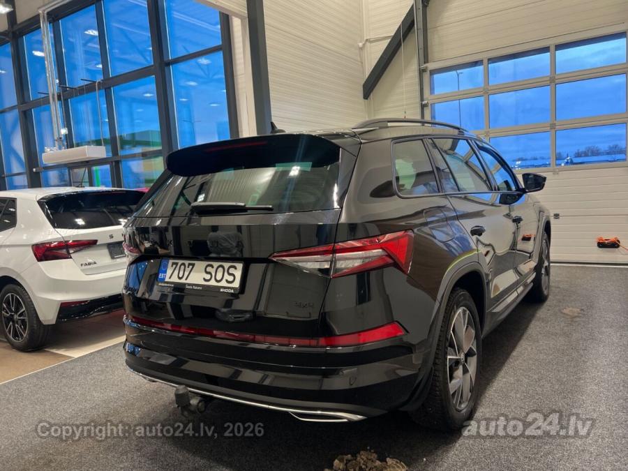 Черный Шкода Kodiaq 2024 в Раквере, объемом двигателя 2.00 л и пробегом 10 тыс. км за 38500 €, фото 4 на AUTOMOTO.COM.LV