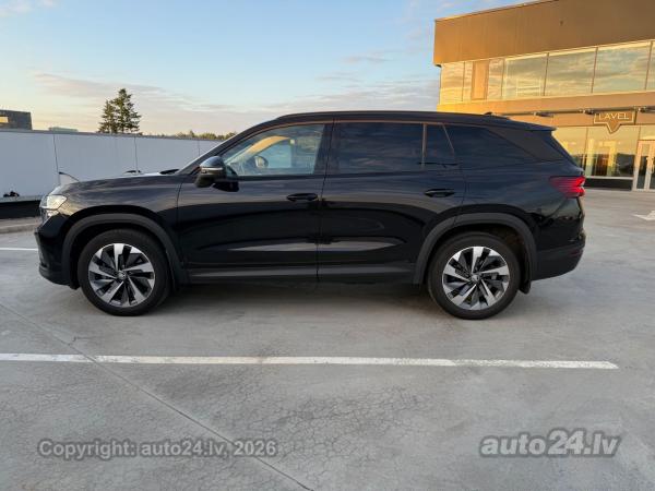 Black Skoda Kodiaq 2024 in Tallinn, with an engine capacity of 2.00 L and mileage of 36 thousand km for 49500 €, photo 8 on AUTOMOTO.COM.LV