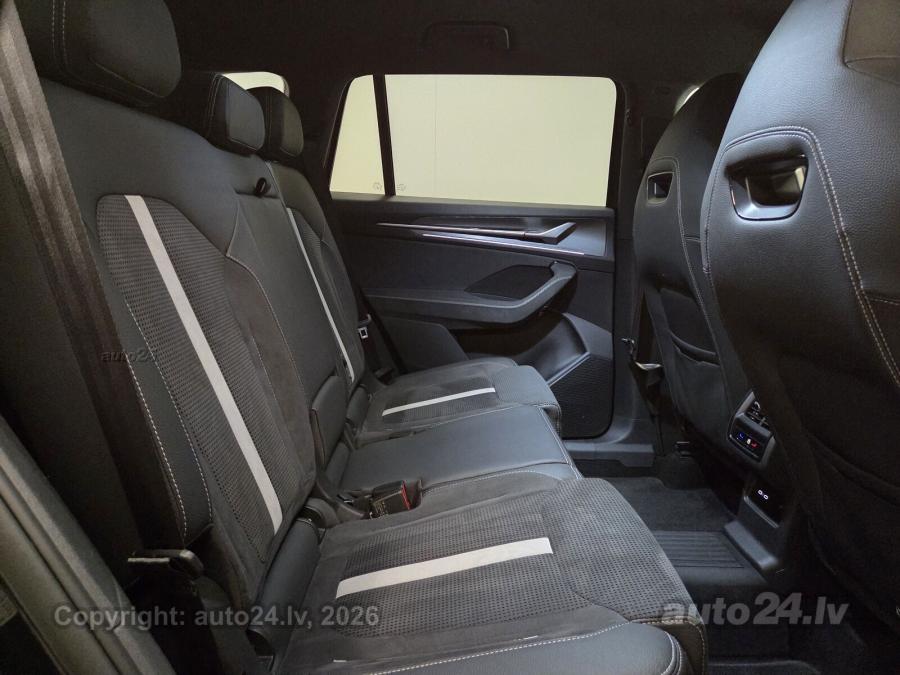 Melns Skoda Kodiaq 2024 Tallina, ar dzinēja tilpumu 2.00 L un nobraukumu 46 tūkst. km par 43900 €, foto 10 vietnē AUTOMOTO.COM.LV