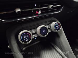Melns Skoda Kodiaq 2024 Tallina, ar dzinēja tilpumu 2.00 L un nobraukumu 46 tūkst. km par 43900 €, foto 16 vietnē AUTOMOTO.COM.LV