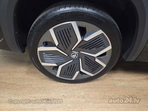 Melns Skoda Kodiaq 2024 Tallina, ar dzinēja tilpumu 2.00 L un nobraukumu 46 tūkst. km par 43900 €, foto 18 vietnē AUTOMOTO.COM.LV