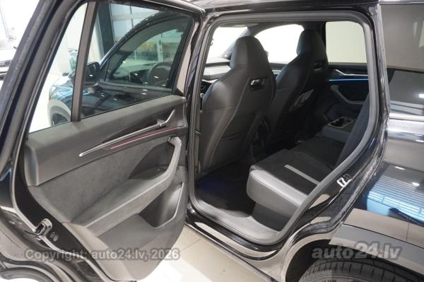 Melns Skoda Kodiaq 2024 Tallina, ar dzinēja tilpumu 2.00 L un nobraukumu 49 tūkst. km par 44900 €, foto 7 vietnē AUTOMOTO.COM.LV