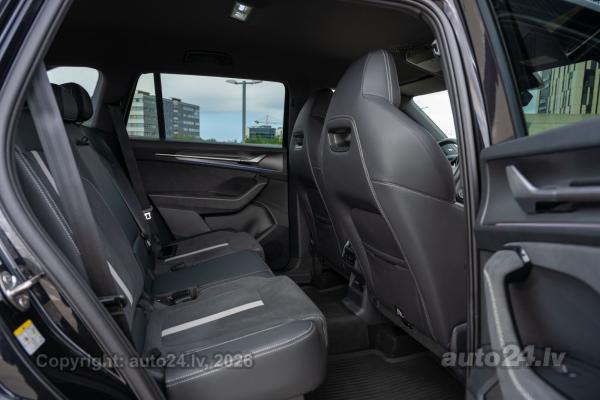Skoda Kodiaq 2024 in Tallinn on AUTOMOTO.COM.LV Black Skoda Kodiaq 2024 in Tallinn, with an engine capacity of 2.00 L and mileage of 18 thousand km for 47900 €, photo 11 on AUTOMOTO.COM.LV