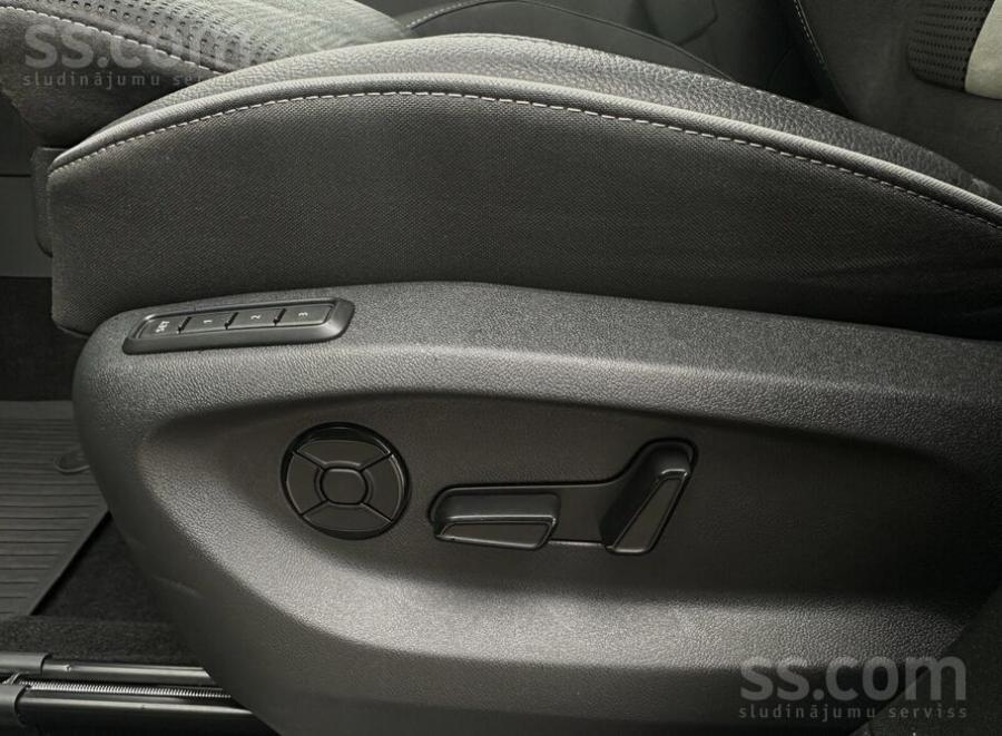 Melns Skoda Kodiaq 2025 Rīga, ar dzinēja tilpumu 1.50 L un nobraukumu 33 tūkst. km par 38950 €, foto 10 vietnē AUTOMOTO.COM.LV