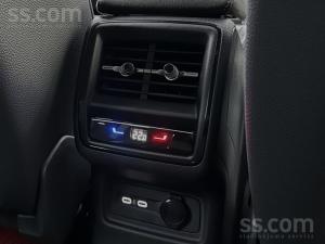 Melns Skoda Kodiaq 2025 Rīga, ar dzinēja tilpumu 1.50 L un nobraukumu 33 tūkst. km par 38950 €, foto 22 vietnē AUTOMOTO.COM.LV