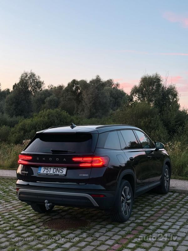 Черный Шкода Kodiaq 2025 в Таллин, объемом двигателя 1.50 л и пробегом 13 тыс. км за 47700 €, фото 5 на AUTOMOTO.COM.LV