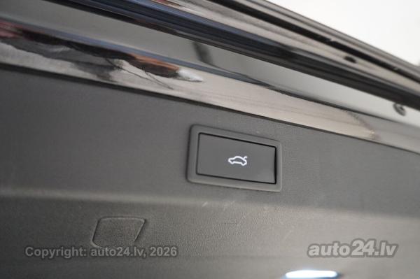 Melns Skoda Kodiaq 2025 Tallina, ar dzinēja tilpumu 1.50 L un nobraukumu 25 tūkst. km par 38500 €, foto 11 vietnē AUTOMOTO.COM.LV