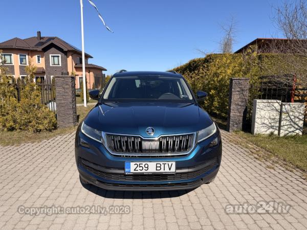 Zils Skoda Kodiaq 2017 Tallina, ar dzinēja tilpumu 2.00 L un nobraukumu 115 tūkst. km par 22500 €, foto 3 vietnē AUTOMOTO.COM.LV