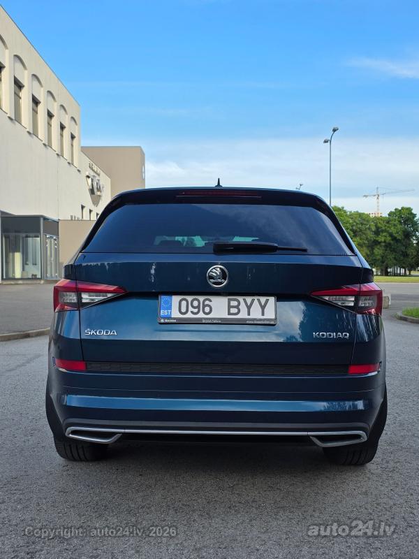 Zils Skoda Kodiaq 2018 Tallina, ar dzinēja tilpumu 1.50 L un nobraukumu 72 tūkst. km par 24100 €, foto 4 vietnē AUTOMOTO.COM.LV