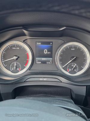 Zils Skoda Kodiaq 2018 Tallina, ar dzinēja tilpumu 1.50 L un nobraukumu 72 tūkst. km par 24100 €, foto 7 vietnē AUTOMOTO.COM.LV