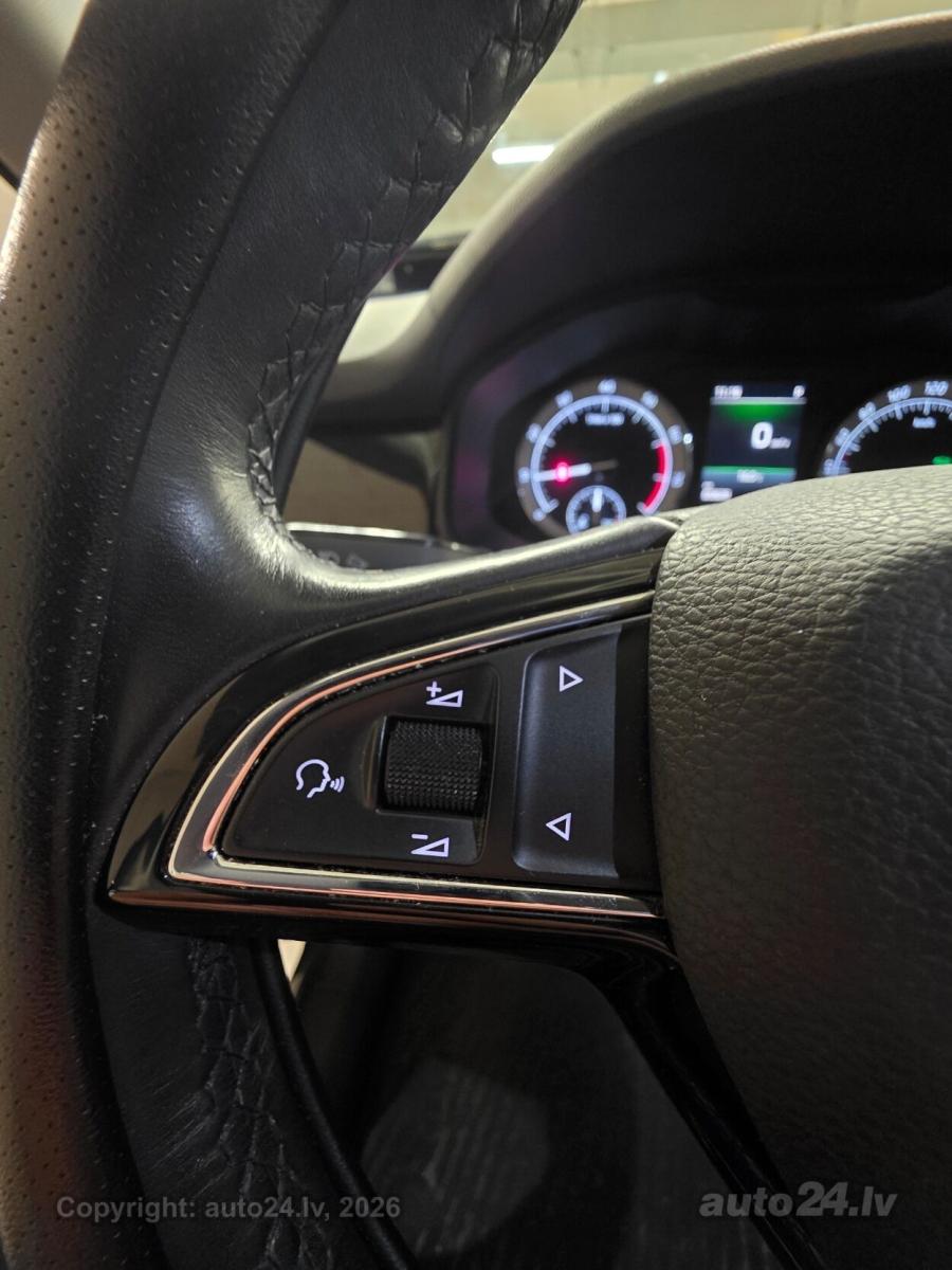 Zils Skoda Kodiaq 2018 Tallina, ar dzinēja tilpumu 1.50 L un nobraukumu 72 tūkst. km par 24100 €, foto 8 vietnē AUTOMOTO.COM.LV