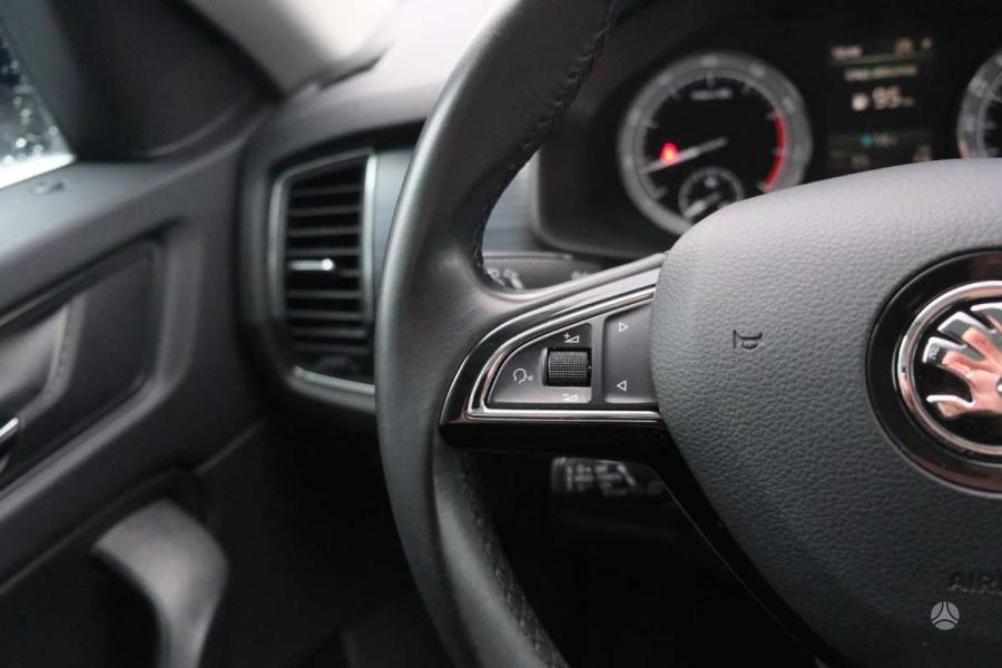 Zils Skoda Kodiaq 2018 Viļņa, ar dzinēja tilpumu 1.40 L un nobraukumu 100 tūkst. km par 18700 €, foto 19 vietnē AUTOMOTO.COM.LV