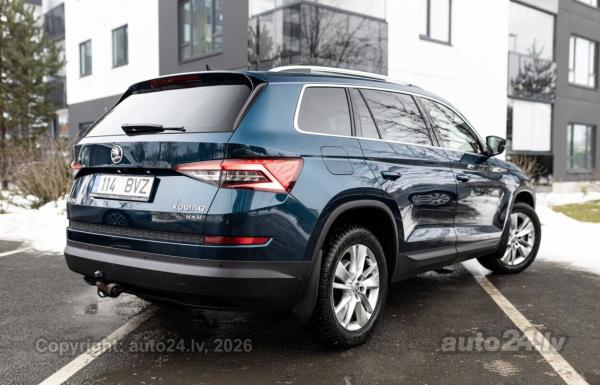 Zils Skoda Kodiaq 2018 Tallina, ar dzinēja tilpumu 1.40 L un nobraukumu 207 tūkst. km par 14990 €, foto 4 vietnē AUTOMOTO.COM.LV