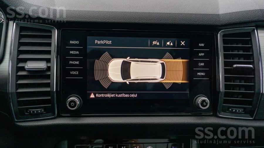 Zils Skoda Kodiaq 2018 Rīga, ar dzinēja tilpumu 1.40 L un nobraukumu 235 tūkst. km par 15791 €, foto 19 vietnē AUTOMOTO.COM.LV