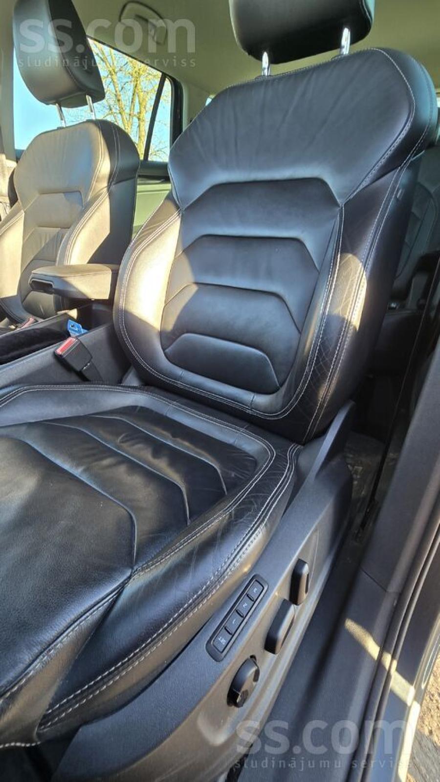 Zils Skoda Kodiaq 2018 Ogre, ar dzinēja tilpumu 2.00 L un nobraukumu 237 tūkst. km par 16200 €, foto 12 vietnē AUTOMOTO.COM.LV