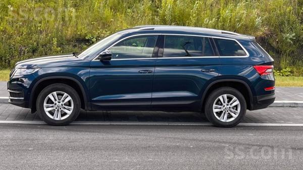 Blue Skoda Kodiaq 2018 in Riga, with an engine capacity of 1.50 L and mileage of 110 thousand km for 18900 €, photo 3 on AUTOMOTO.COM.LV