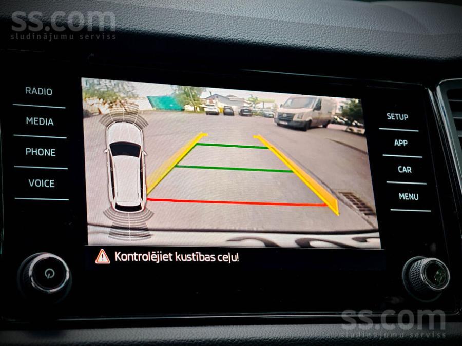 Синий Шкода Kodiaq 2018 в Рига, объемом двигателя 2.00 л и пробегом 139 тыс. км за 19900 €, фото 19 на AUTOMOTO.COM.LV
