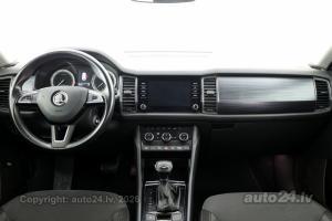 Zils Skoda Kodiaq 2018 Tallina, ar dzinēja tilpumu 1.40 L un nobraukumu 237 tūkst. km par 10999 €, foto 6 vietnē AUTOMOTO.COM.LV