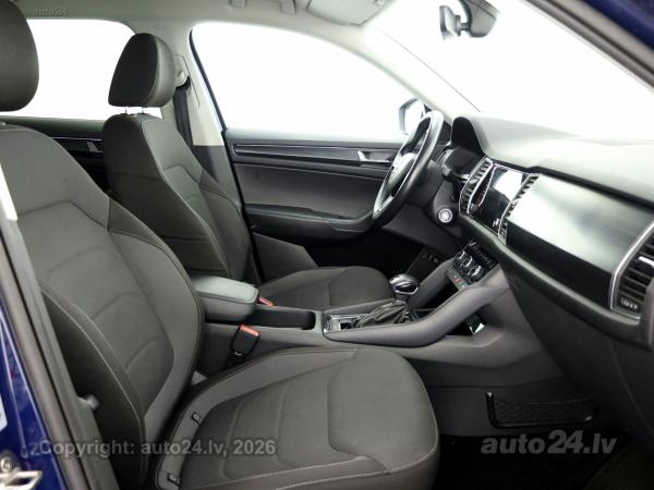Blue Skoda Kodiaq 2018 in Tallinn, with an engine capacity of 1.40 L and mileage of 237 thousand km for 10999 €, photo 6 on AUTOMOTO.COM.LV