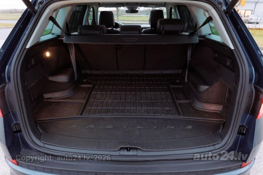 Zils Skoda Kodiaq 2018 Tallina, ar dzinēja tilpumu 2.00 L un nobraukumu 181 tūkst. km par 22250 €, foto 13 vietnē AUTOMOTO.COM.LV
