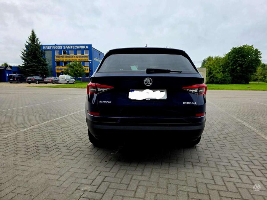 Zils Skoda Kodiaq 2018 Kretinga, ar dzinēja tilpumu 1.40 L un nobraukumu 235 tūkst. km par 13500 €, foto 6 vietnē AUTOMOTO.COM.LV