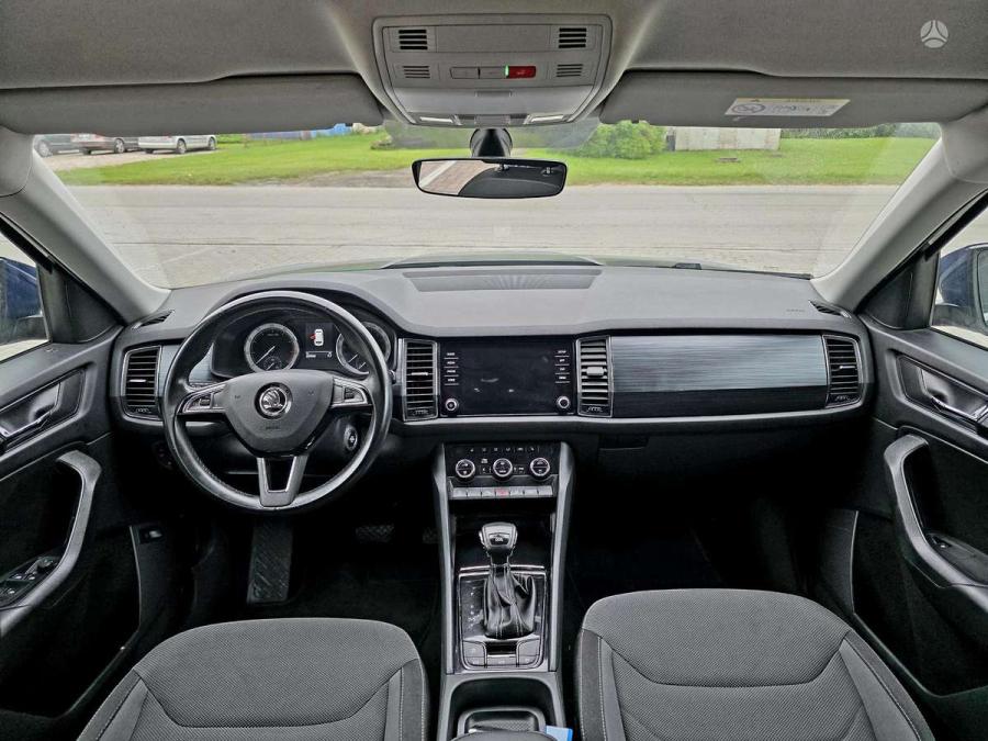 Zils Skoda Kodiaq 2018 Kretinga, ar dzinēja tilpumu 1.40 L un nobraukumu 235 tūkst. km par 13500 €, foto 12 vietnē AUTOMOTO.COM.LV