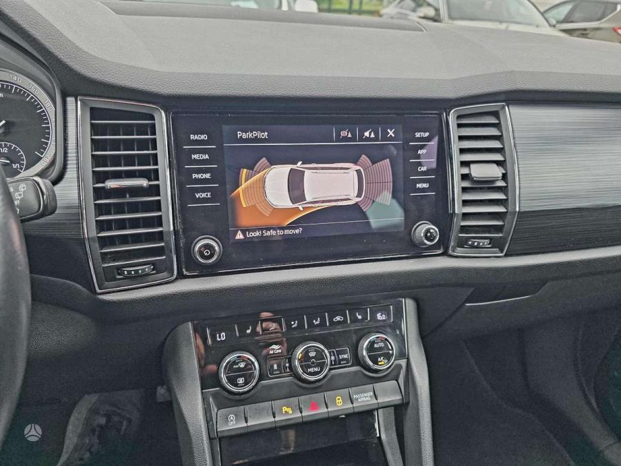 Синий Шкода Kodiaq 2018 в Кретинга, объемом двигателя 1.40 л и пробегом 233 тыс. км за 13000 €, фото 20 на AUTOMOTO.COM.LV