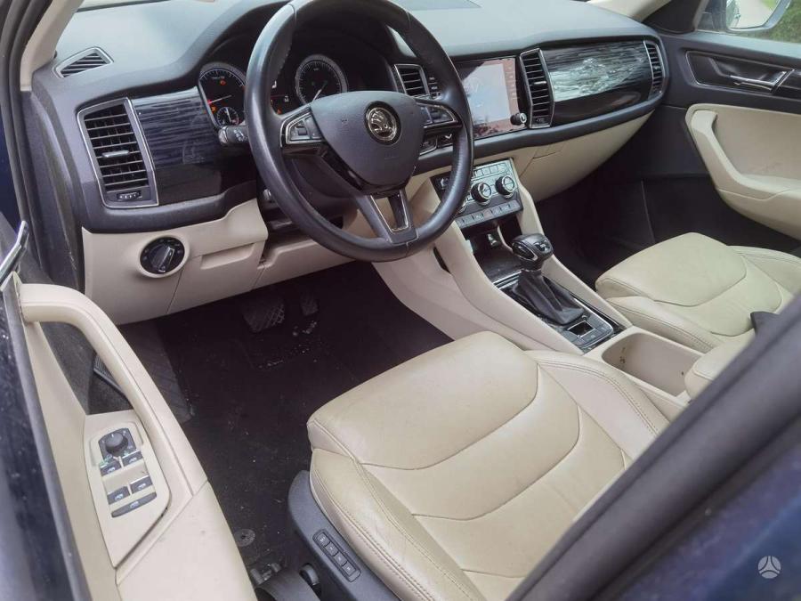 Zils Skoda Kodiaq 2018 Kauņa, ar dzinēja tilpumu 1.50 L un nobraukumu 134 tūkst. km par 12500 €, foto 13 vietnē AUTOMOTO.COM.LV
