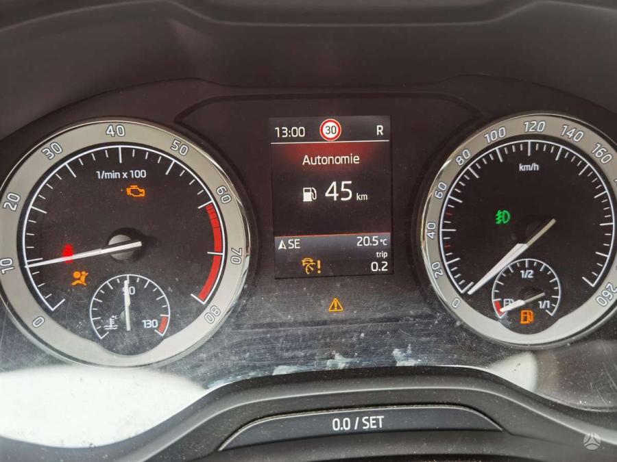 Zils Skoda Kodiaq 2018 Kauņa, ar dzinēja tilpumu 1.50 L un nobraukumu 134 tūkst. km par 12500 €, foto 24 vietnē AUTOMOTO.COM.LV